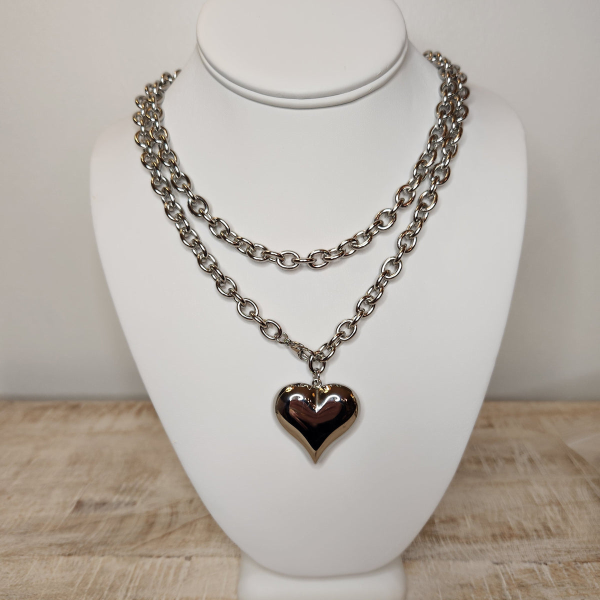 XL Wrap Around Heart Necklace SILVER| LouisGeorge Boutique